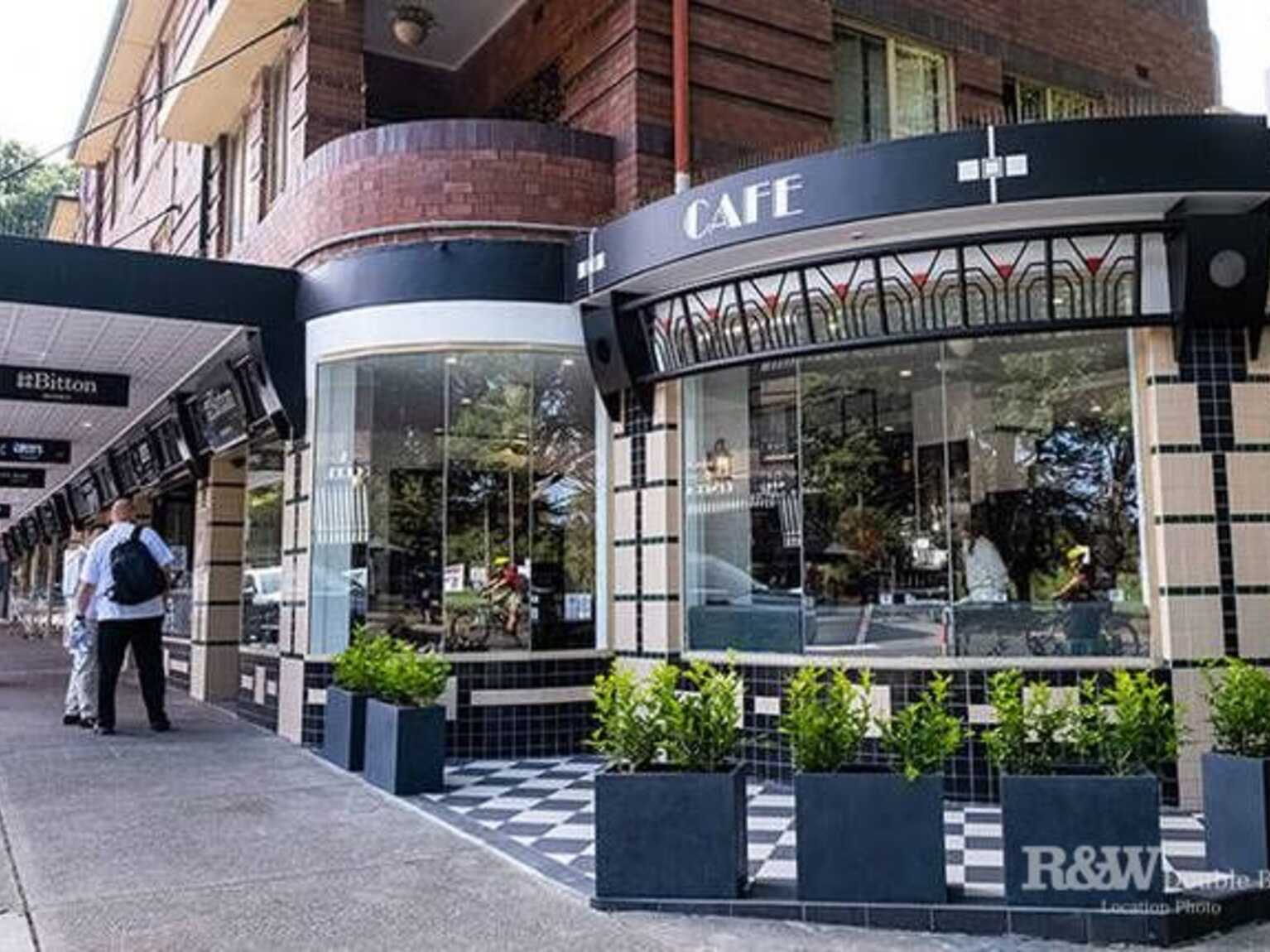 House For Lease - 50 Beresford Road Rose Bay